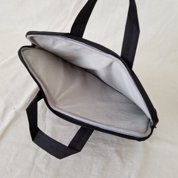Bags | Nwot Padded Waterresistant Laptop Computer Carrying Case With ...